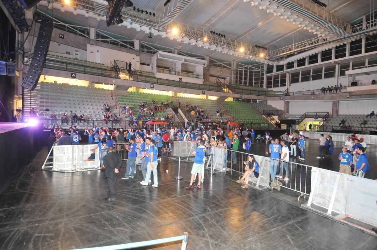 Torcida do Cruzeiro em bares de BH e no Chevrolet Hall - Superesportes
