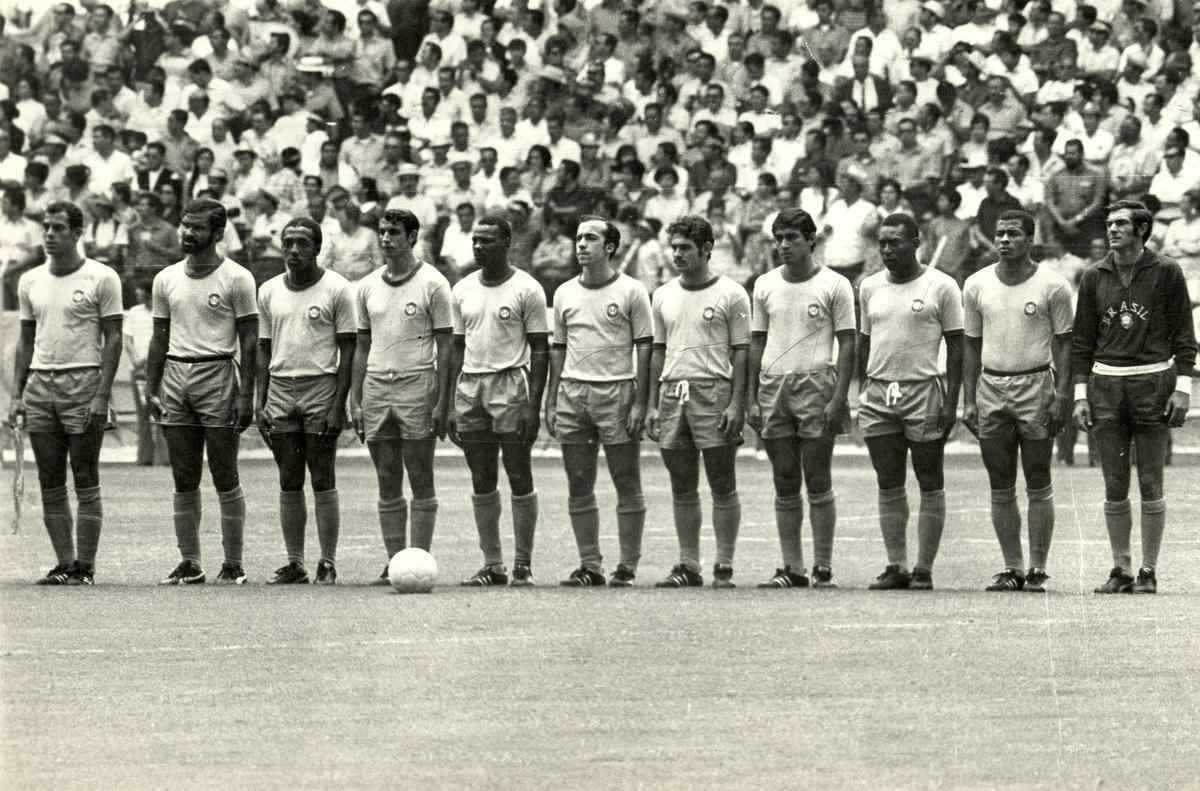 Wilson Piazza, ex-jogador do Cruzeiro, completa 72 anos - Superesportes