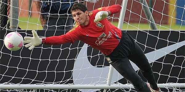 Goleiro Rafael machuca braço e pode ser cortado dos Jogos Olímpicos de ...