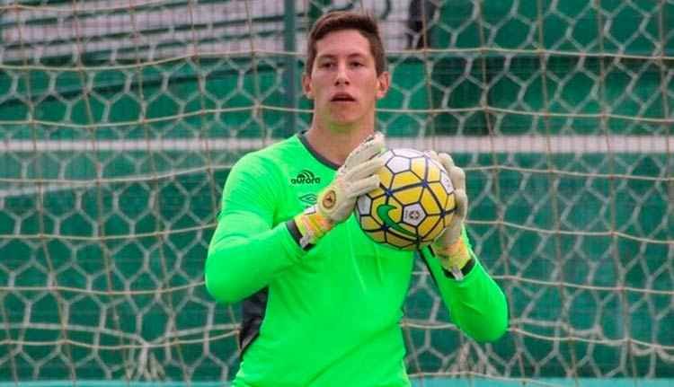 Jackson Follmann tem boa recuperação de cirurgia na coluna e já ...