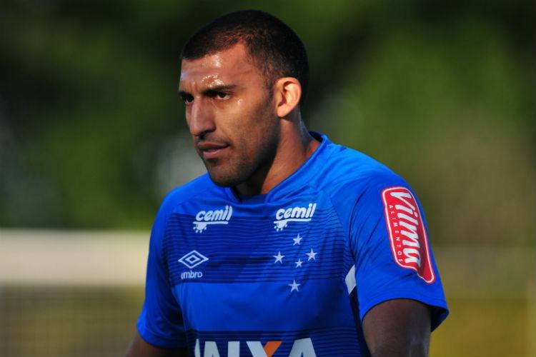 Opine sobre o futuro de Ábila no Cruzeiro - Superesportes