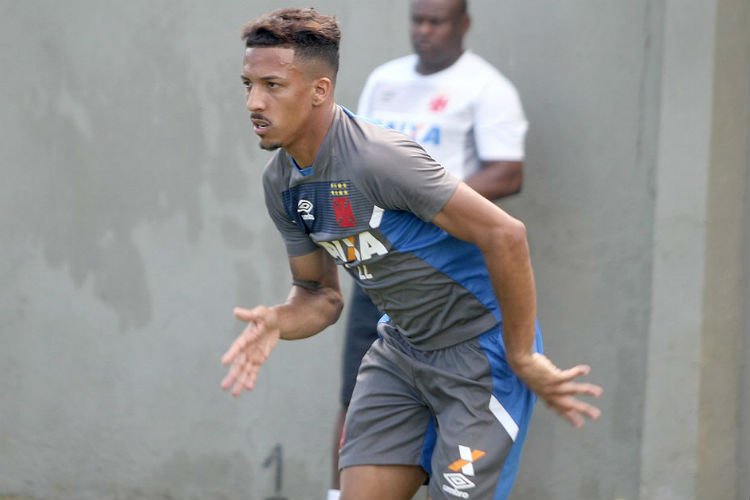 Caio Monteiro enaltece invencibilidade do Vasco e celebra tropeço de ...