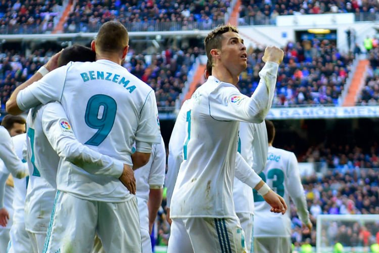 Cristiano Ronaldo brilha, Real goleia o Alavés e vence a quarta seguida ...