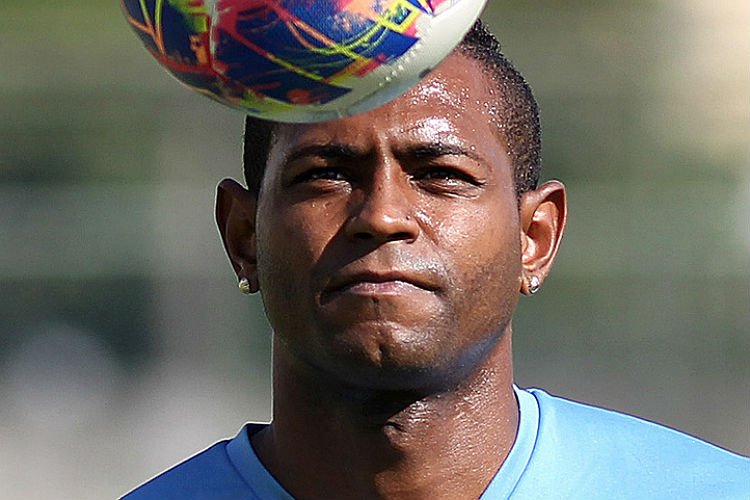 Após ameaças, ex-jogador Jobson tem pedido atendido e é transferido de ...