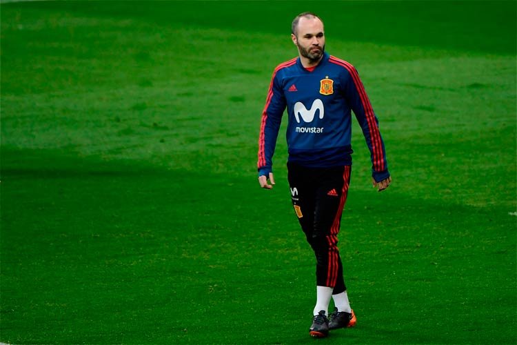 Iniesta diz que se aposentará da Seleção Espanhola depois da Copa do ...