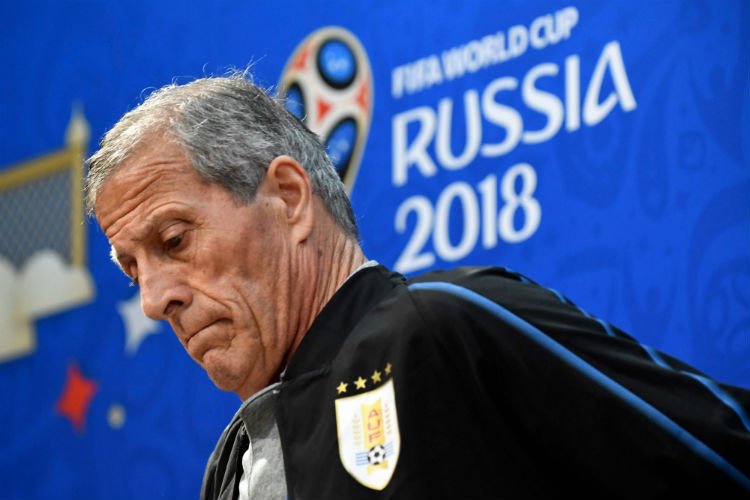 Tabárez minimiza favoritismo da França e diz não saber se terá Cavani ...