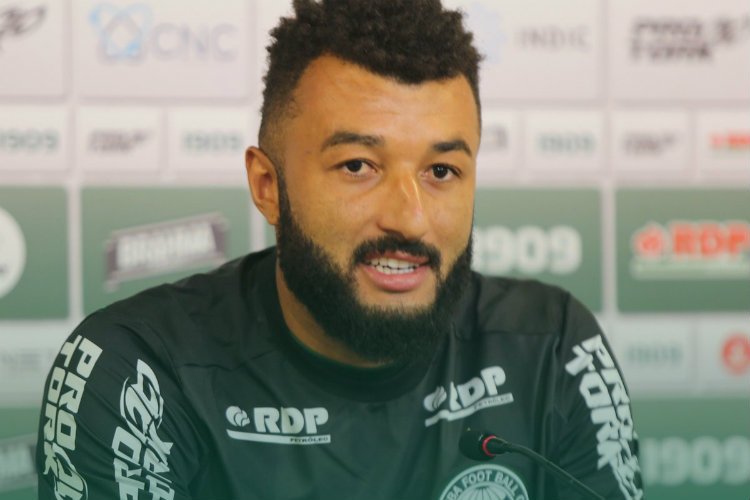 Alex Muralha é apresentado no Coritiba: 'Oportunidade da minha vida ...