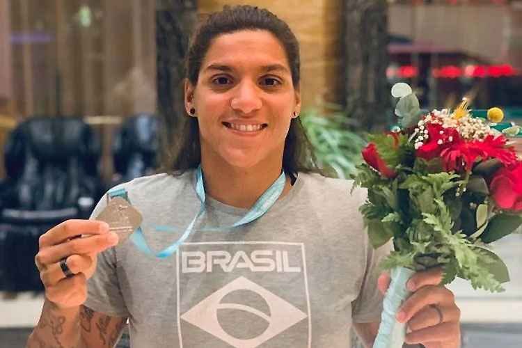 Com melhor aproveitamento, Ana Marcela é vice no Circuito Mundial em ...