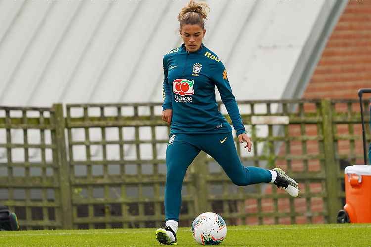 Após vitória do Brasil sobre a Inglaterra, Tamires prevê jogo ...