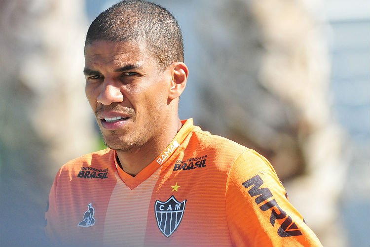 Leonardo Silva despista sobre aposentadoria; Mancini promete definir ...