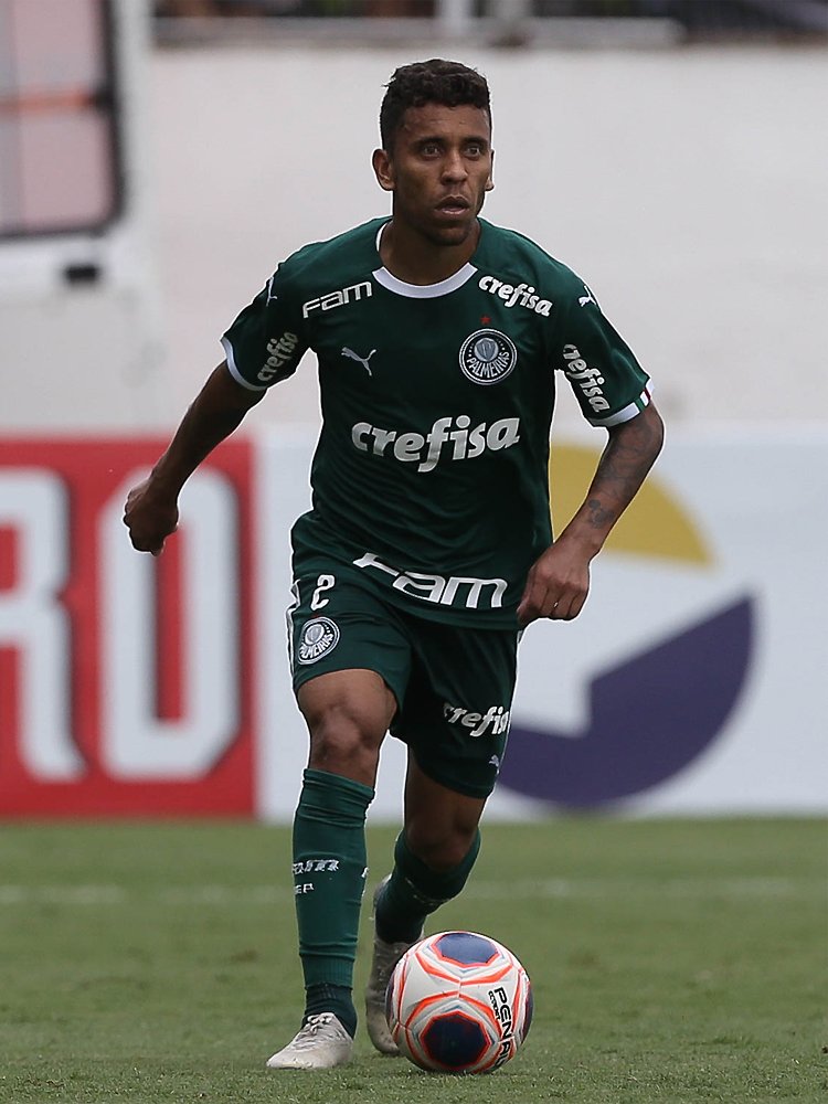 Após quatro jogos longe, Marcos Rocha mira 100ª partida no Palmeiras ...